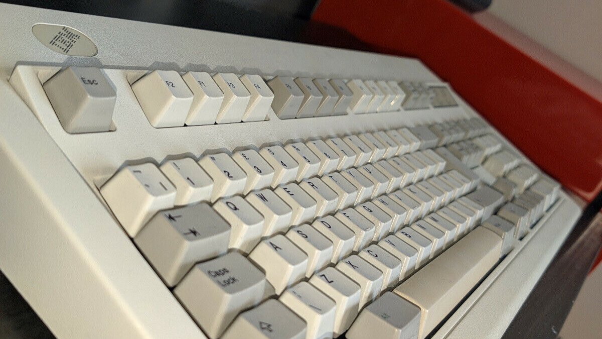 IBM Model M Restoration Service – BarrelledBoards